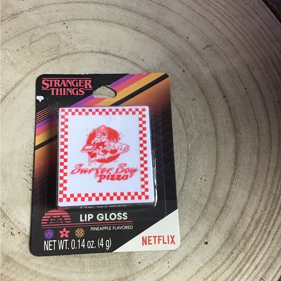 Netflix | Makeup | Stranger Things Surfer Boy Pizza Box Collectible ...